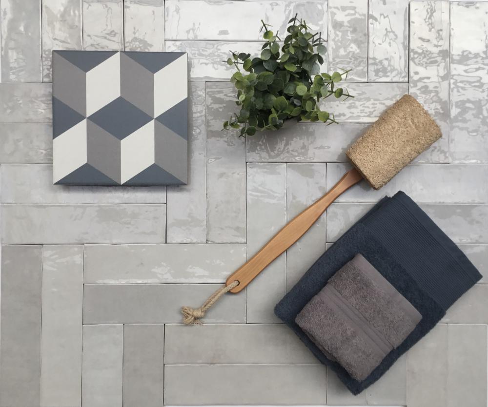 MOODBOARD GRIS 6.2X25 GLOSSY | Revoir Paris